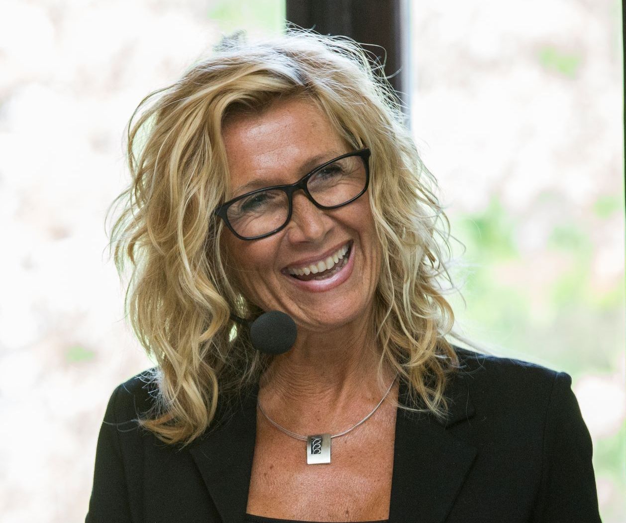 Anne De Baetzelier - FEICA European Adhesive & Sealant Conference and EXPO